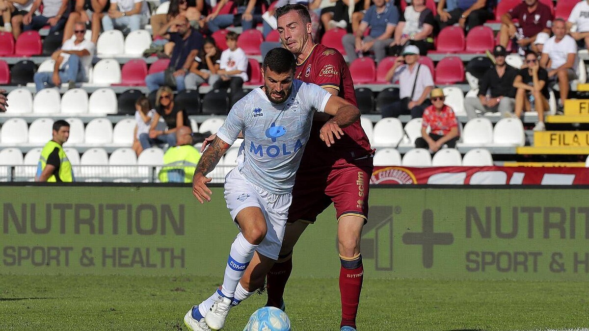 Super Cutrone, è un Como forza tre